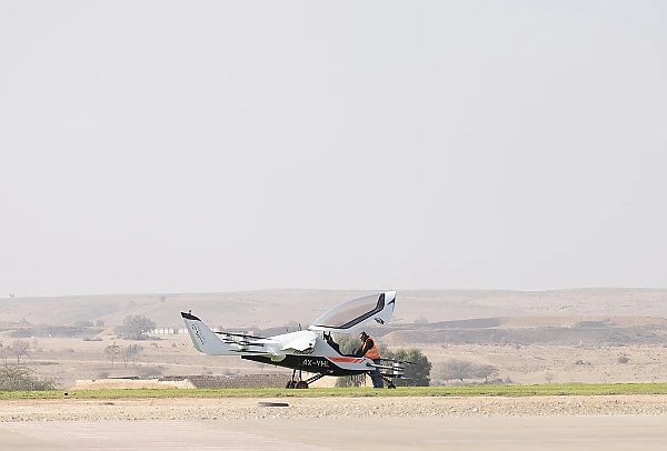 Video! Israeli Company Successfully Tests Personal Flying Car For Land ...