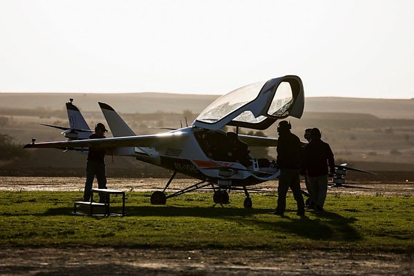 Video! Israeli Company Successfully Tests Personal Flying Car For Land ...