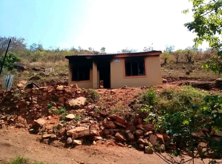 Angry Mob Torches RDP House Belonging To Burglary Suspect Terrorising ...