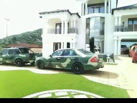 See What Was Spotted On The Grave Of the Venda Notorious Business Man ...