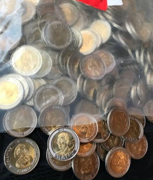 Where you can change your rare R5 coins in to thousands of rands ...