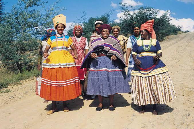 Happy Botswana Day: Sotho-Tswana and their differences | Lipstick Alley